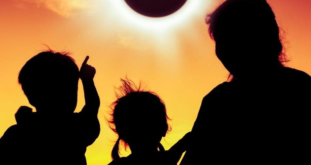 eclipse huiop - Huilo Huilo